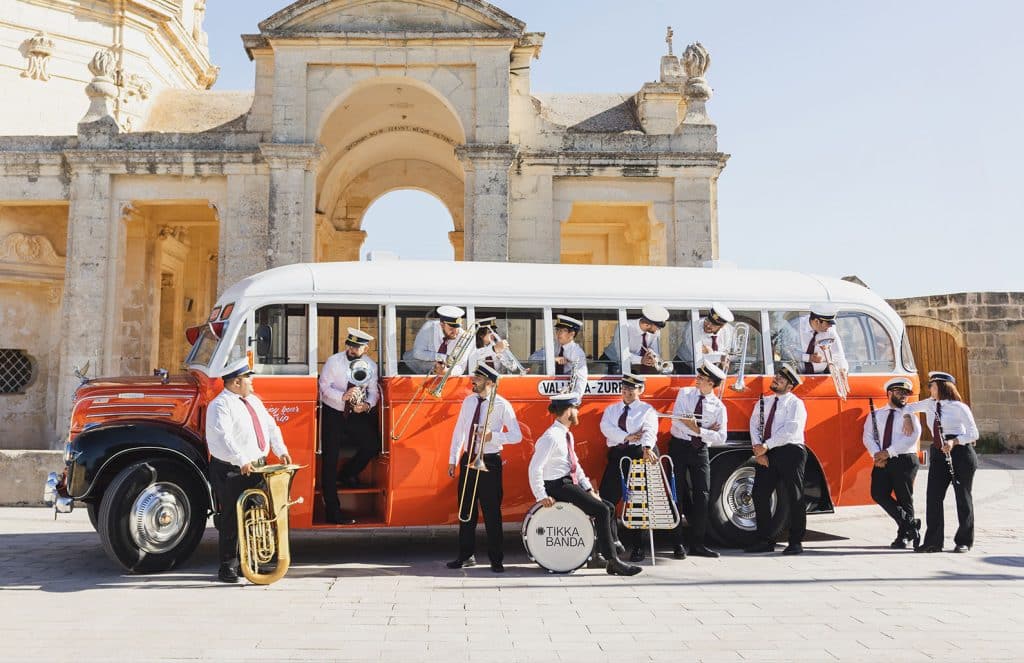 Traditional - Tikka Banda